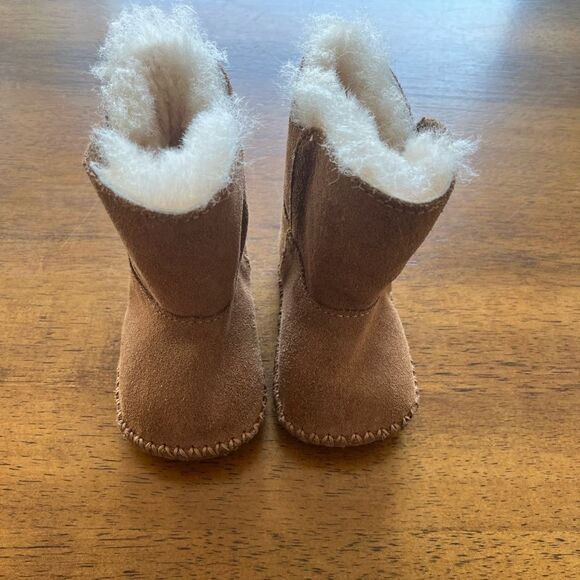 UGG | Shoes | Ugg Chestnut Baby Boots Girls Size23 | Poshmark